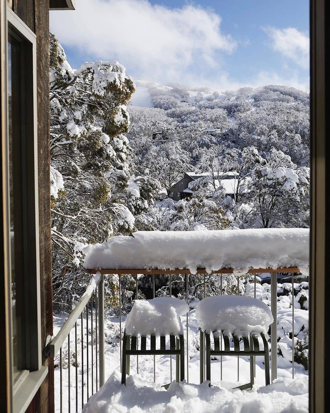 Why Australian ALPS receive more snowfall than Switzerland ...